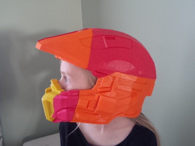 3D Printed Helmet with STL Files to Make Your Own
