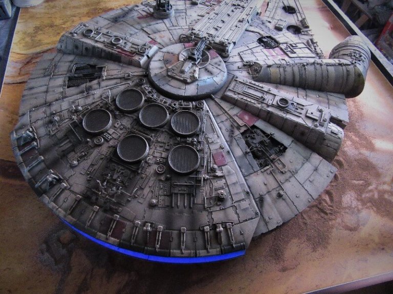 Millennium Falcon Build with Custom 3D Printed Parts for Interior