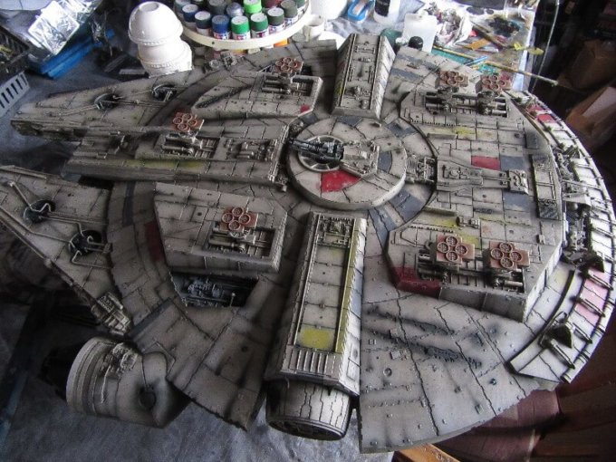 Millennium Falcon Build with Custom 3D Printed Parts for Interior